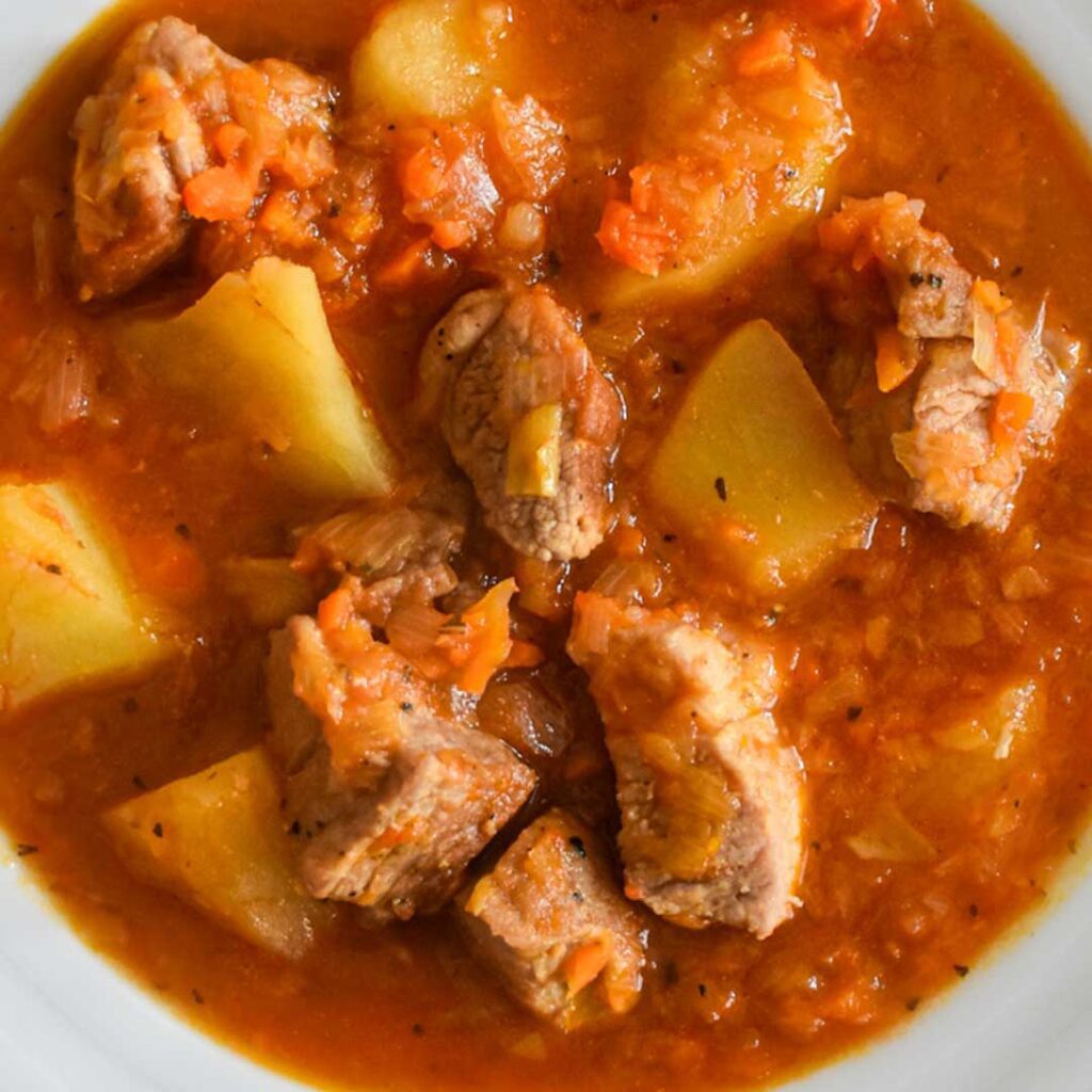 Receta paso a paso de: Estofado de cerdo con patatas