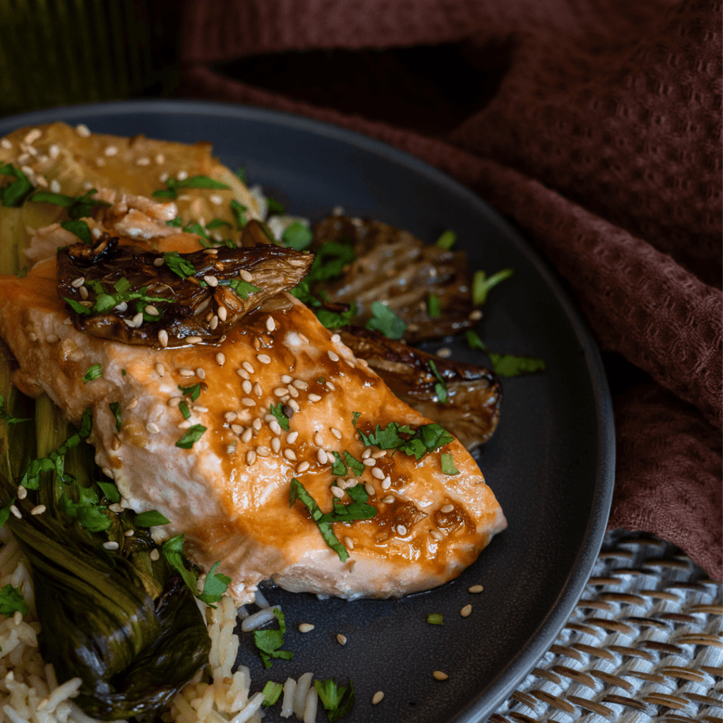 Receta fácil Salmón al horno con teriyaki pak choi y arroz basmati